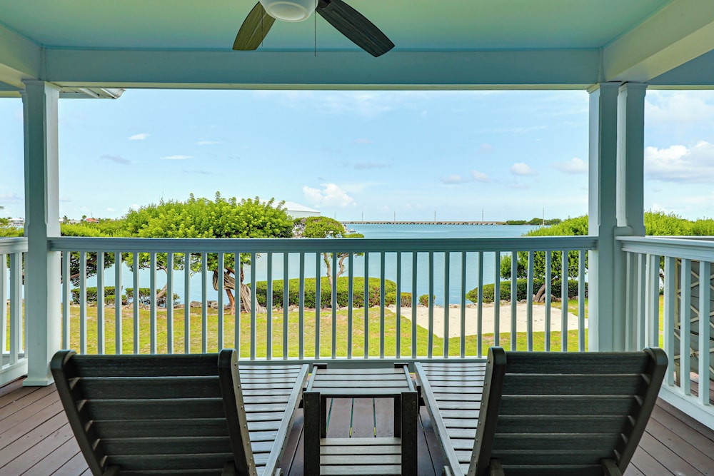 Oceanfront Duck Key Villa: 2 Marinas Steps Away! - Duck Key, FL