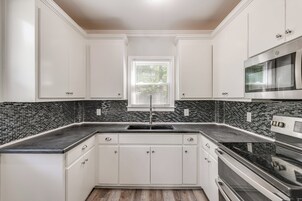 Casa (2 Bedrooms) | Interior