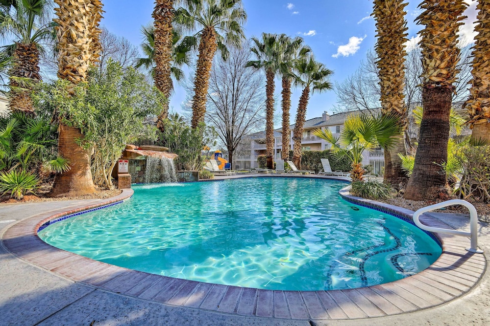 Golf Getaway 5 Mi To Dtwn: Las Palmas Resort Condo - St. George, USA