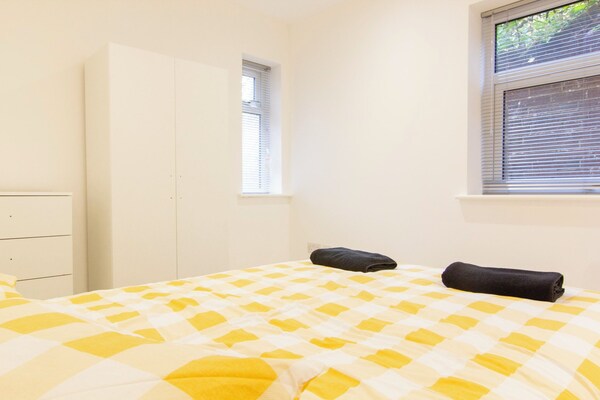 Bridge Road - Room 1a - Southampton