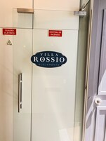 Entrada (vista interior)