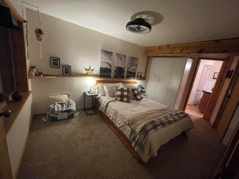 Aspen Rock - breathtaking views - HOT TUB - secluded! - Teller County ...