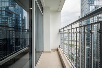 Vinhomes Central Park by Urban Home