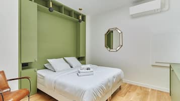 Apartamento | 3 quartos, secretária adequada para computadores portáteis