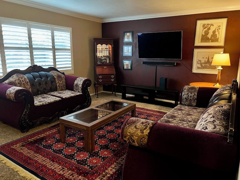 Large Family Home With Theater, Xbox Room, Fire Pit & Direct Trail Access - Farmington, UT