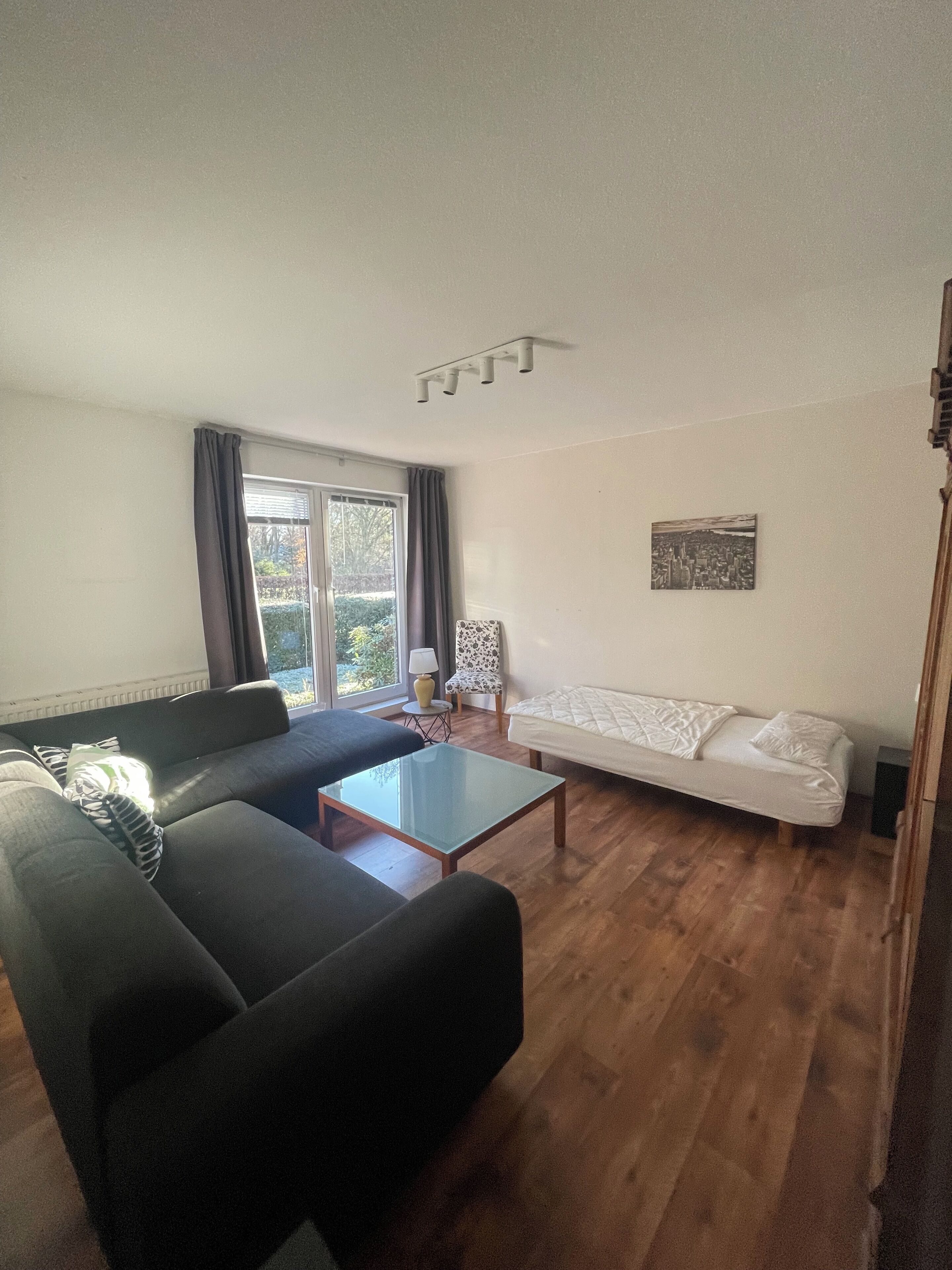 Spacious Vacation Home For Groups & Families.  Check Availability Now. - Reinbek