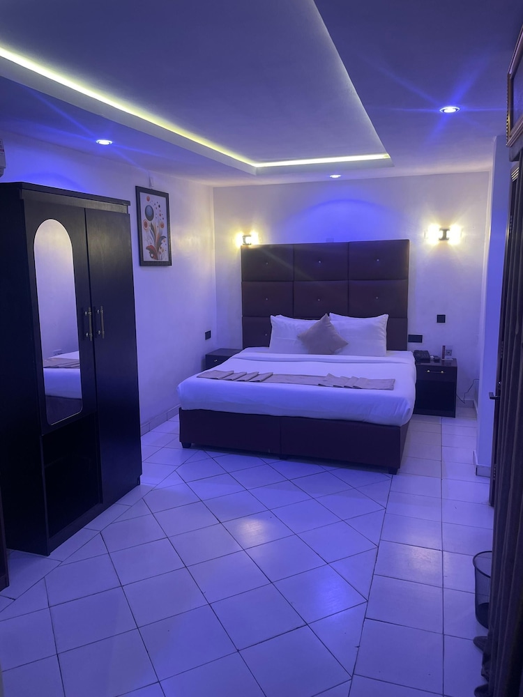 Maracanaluxury Hotel & Suites - Ibadán