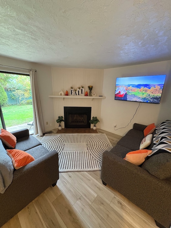 Cozy Simplicity 2-bedroom Townhome In Charming Eugene With Pool Area. - Eugene, OR