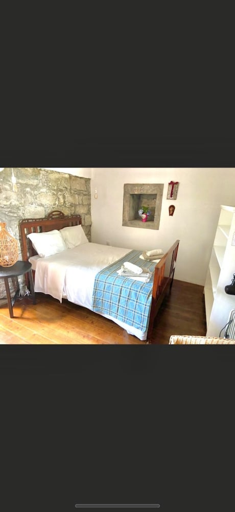 Typical Azorean house, very nice location, up to 5 people. - Povoacao ...