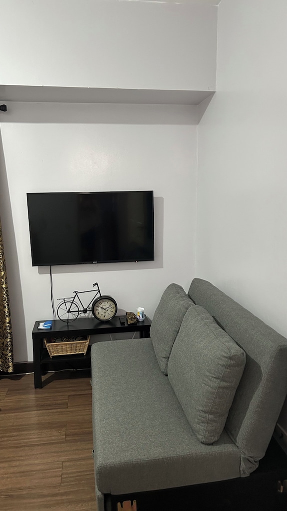 Bright & Comfy Staycation Spot W/ Great Amenities - Manila