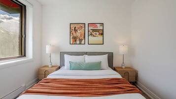 Apartamento Deluxe, cozinha | Ferro/tábua de engomar, Wi-fi grátis