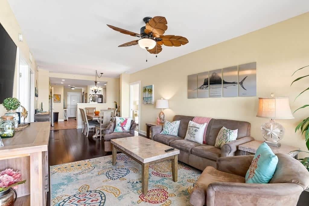 Splash Harbour Waterfront Condo, Harbourside #6617 - Clearwater, FL