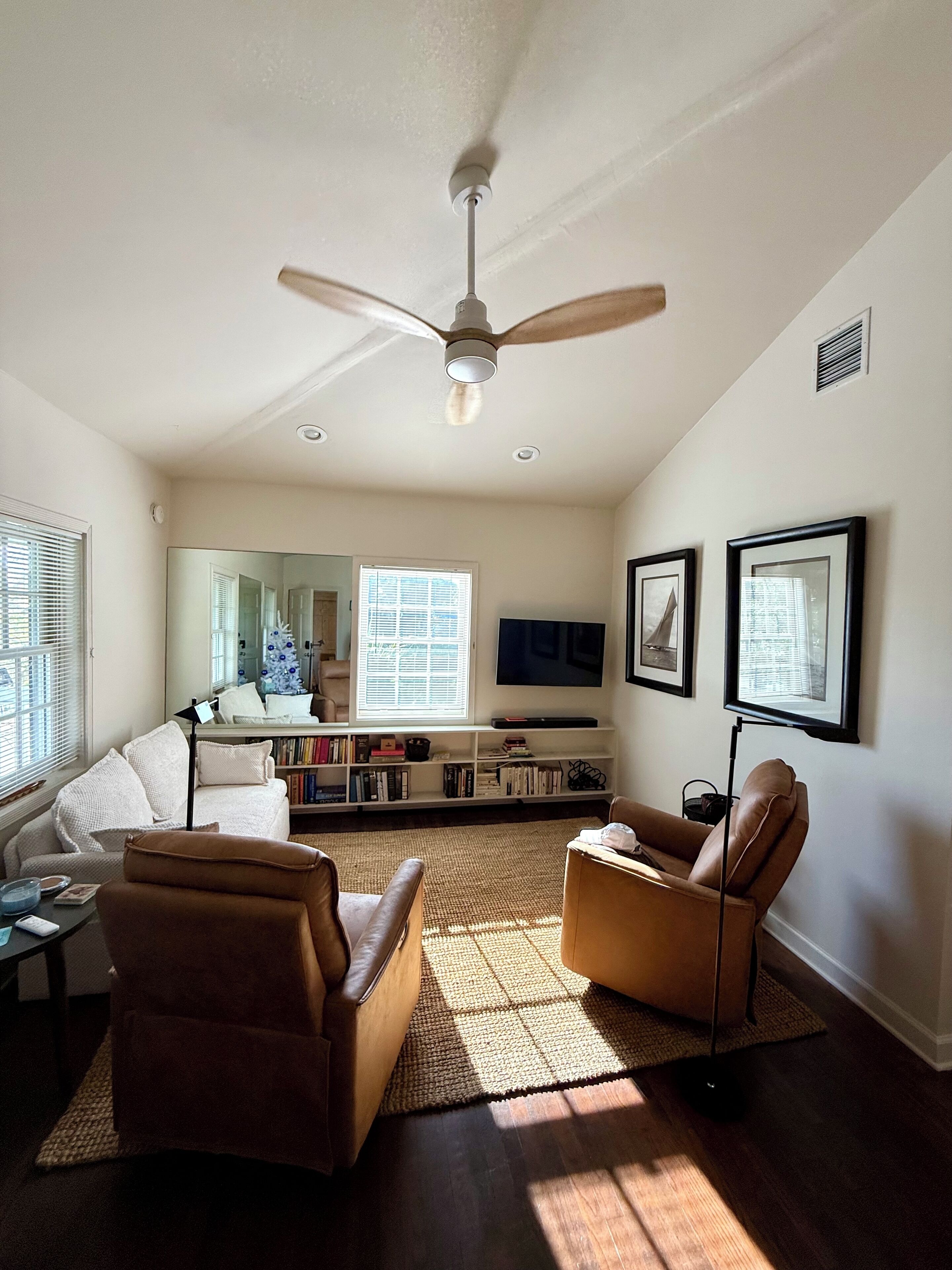 Back To The Island.  \Ncentral To Old Town Hot Spots\n Pool, Balconies, Parking - Key West, FL