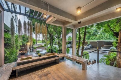 Shin Muffin ABAC Bangna