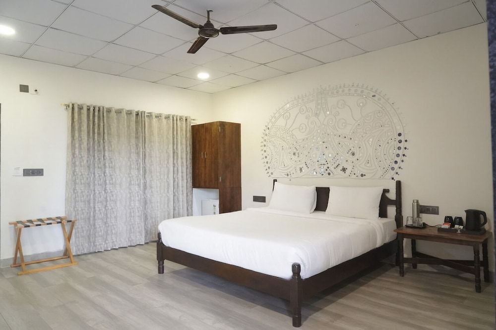 Aarambh Jungle Vista Resort, Gir - 구자르트