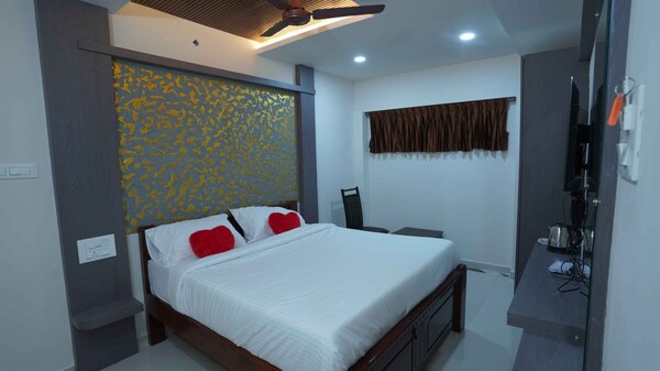 Sankar Classic -  A Boutique Stay - Dharmapuri