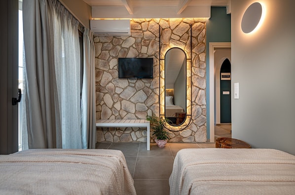 Apartamento Deluxe, varanda, vista para o mar | Ferro/tábua de engomar, Wi-fi grátis