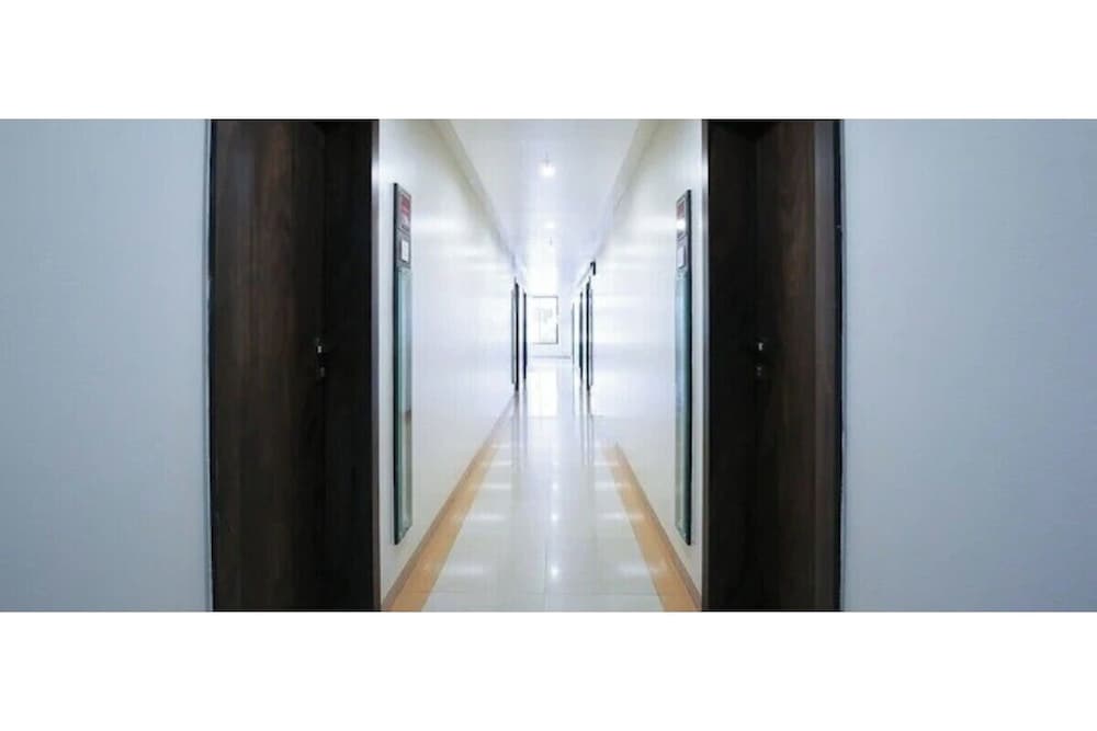 Hotel Sunland - Baramati