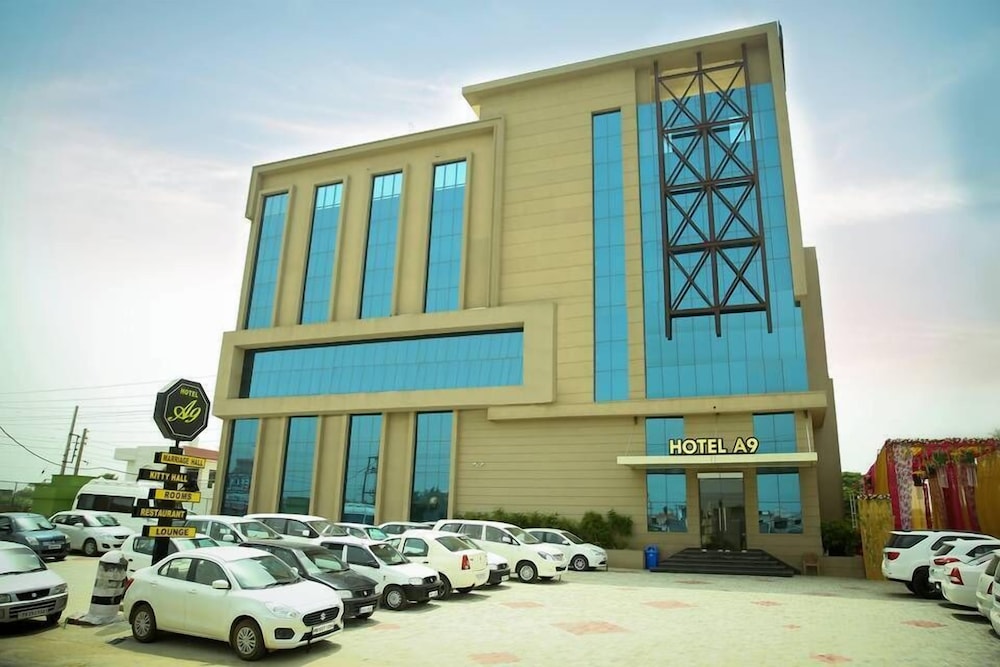 Hotel A9 Resorts - Punjab