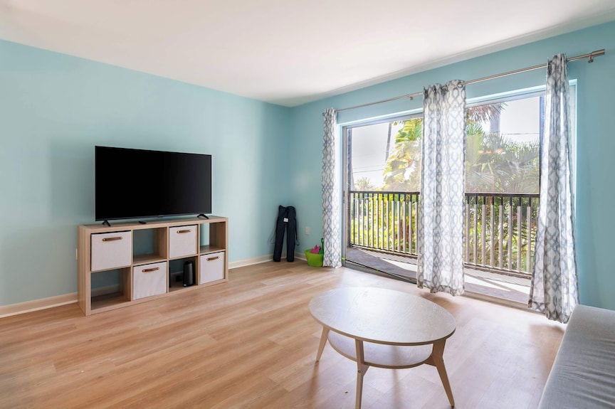 2br Stylish Retreat With Bbq, Pool & Beach - 멜버른 비치