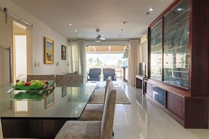 Apartamento clássico, 3 quartos, cozinha | Sala de estar