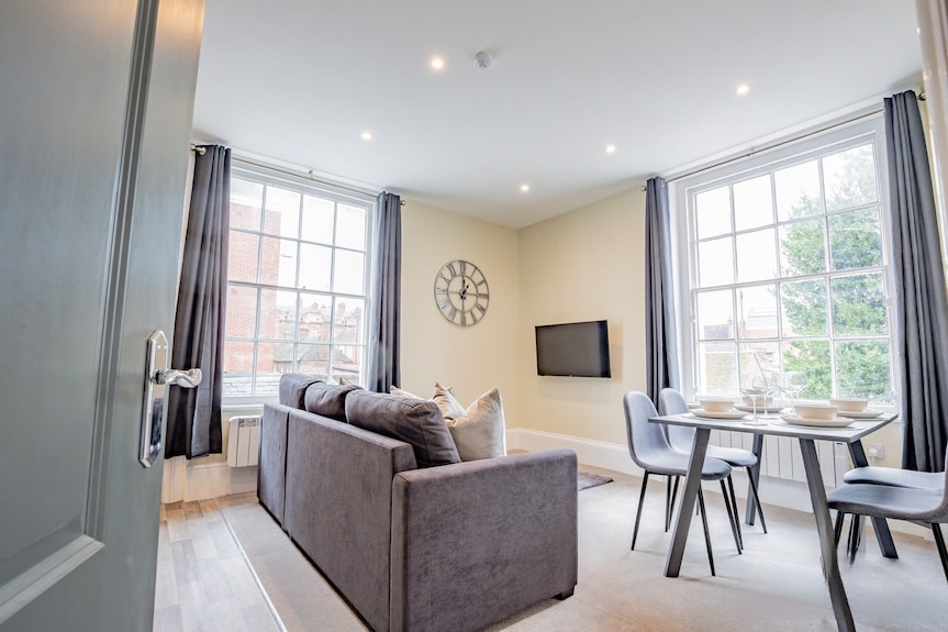 Whiskawayhomes Shaw Street Apartment 5 - Malvern