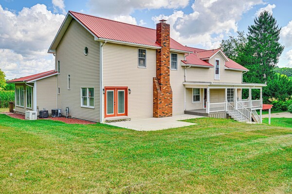 Rural & Private Dover Retreat: Close To Wineries! - Bolivar, OH