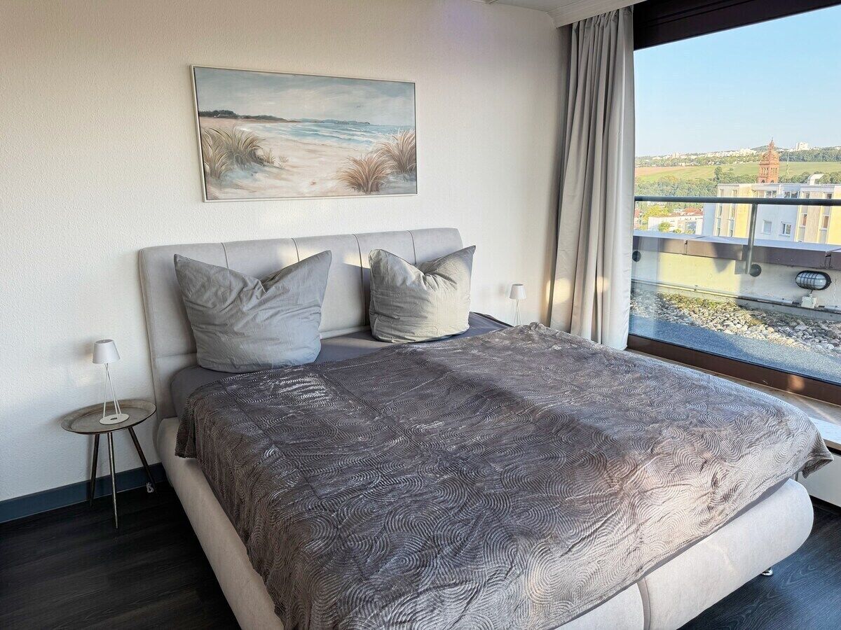 Penthouse Suite With Goldstadt View - Pforzheim