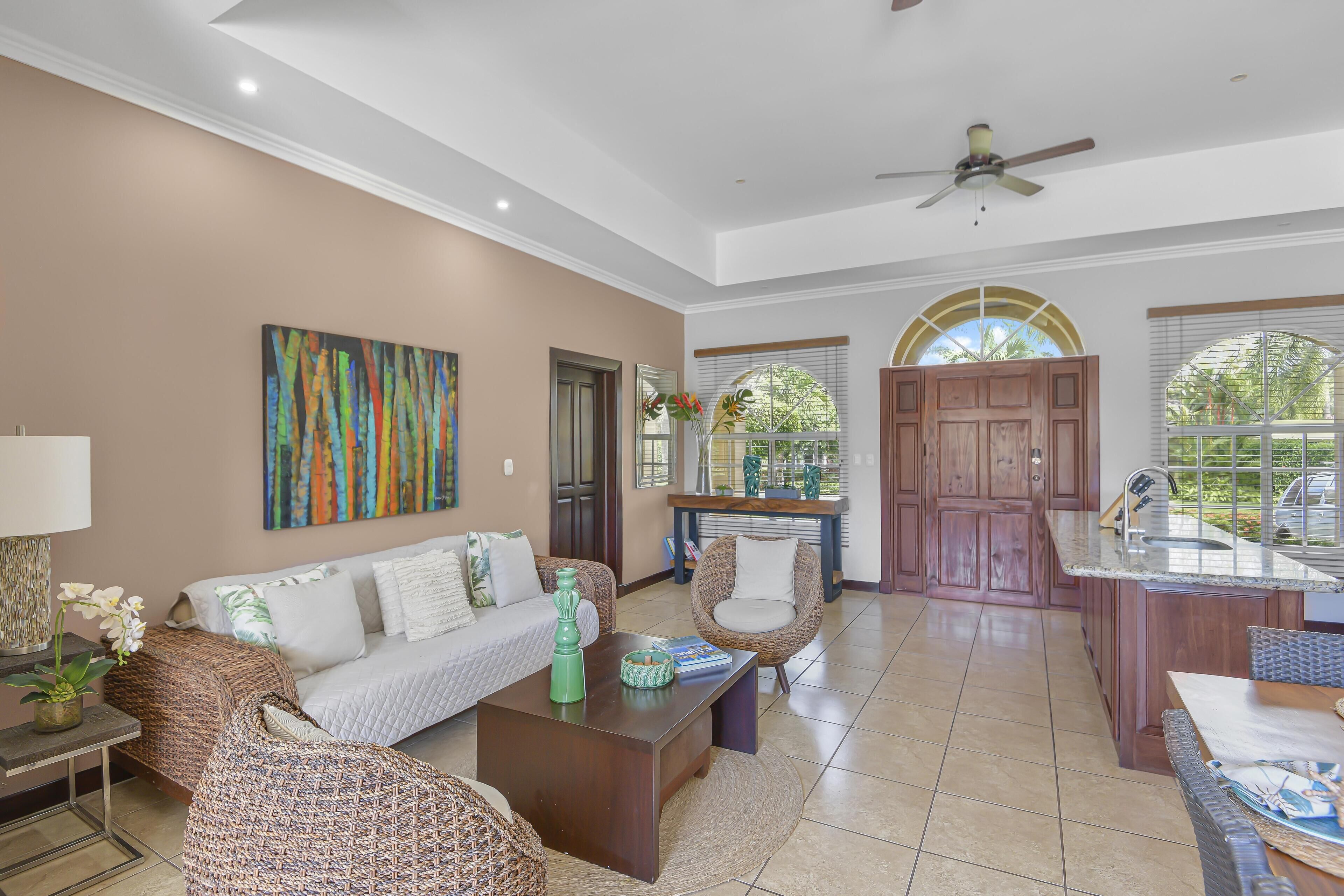 Casa Brisa Y Mar - Poolside Bliss, Walk To Beach - Esterillos Este