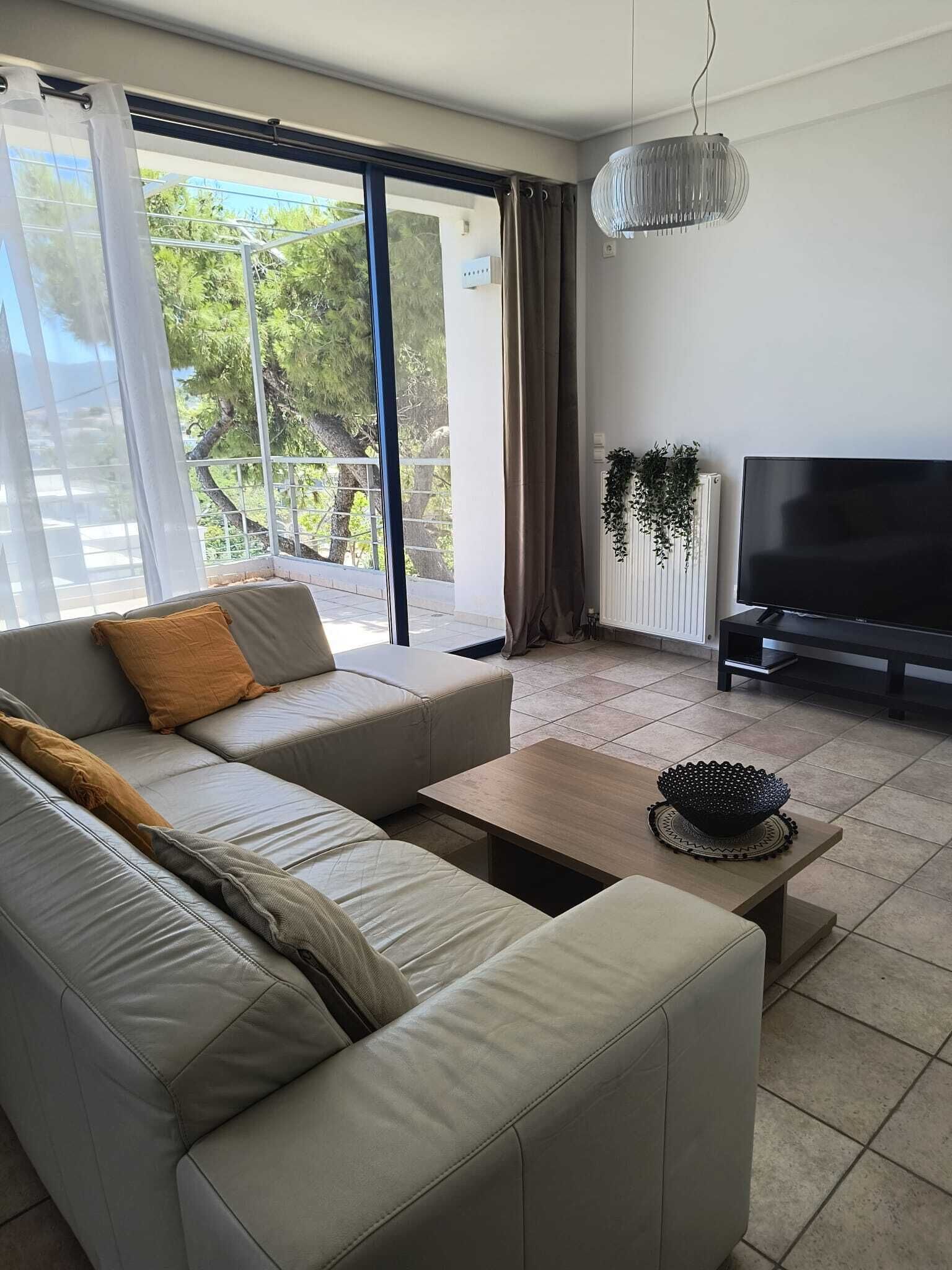 Port Apartment At Porto Rafti  -Attiki Greece Sleeping 8 For Min 5 Days Stay - Milos