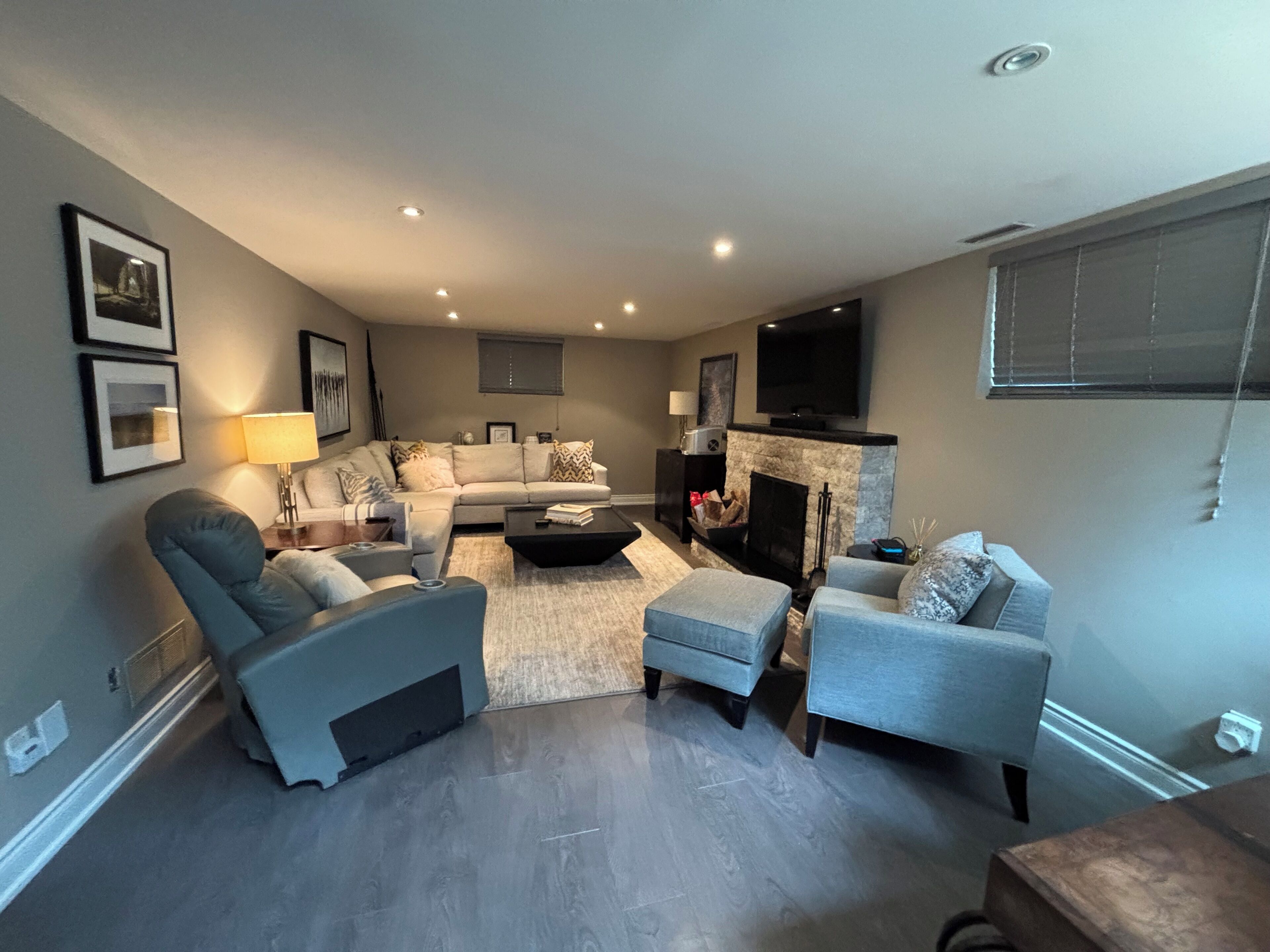 Luxury Sheridan Park Home - Oakville