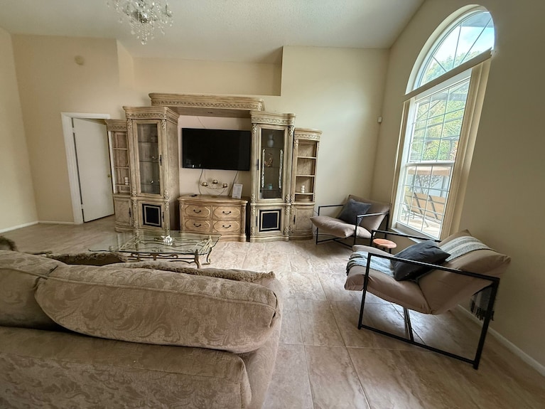 Soothing Villa In Kissimmee Close To Disney -