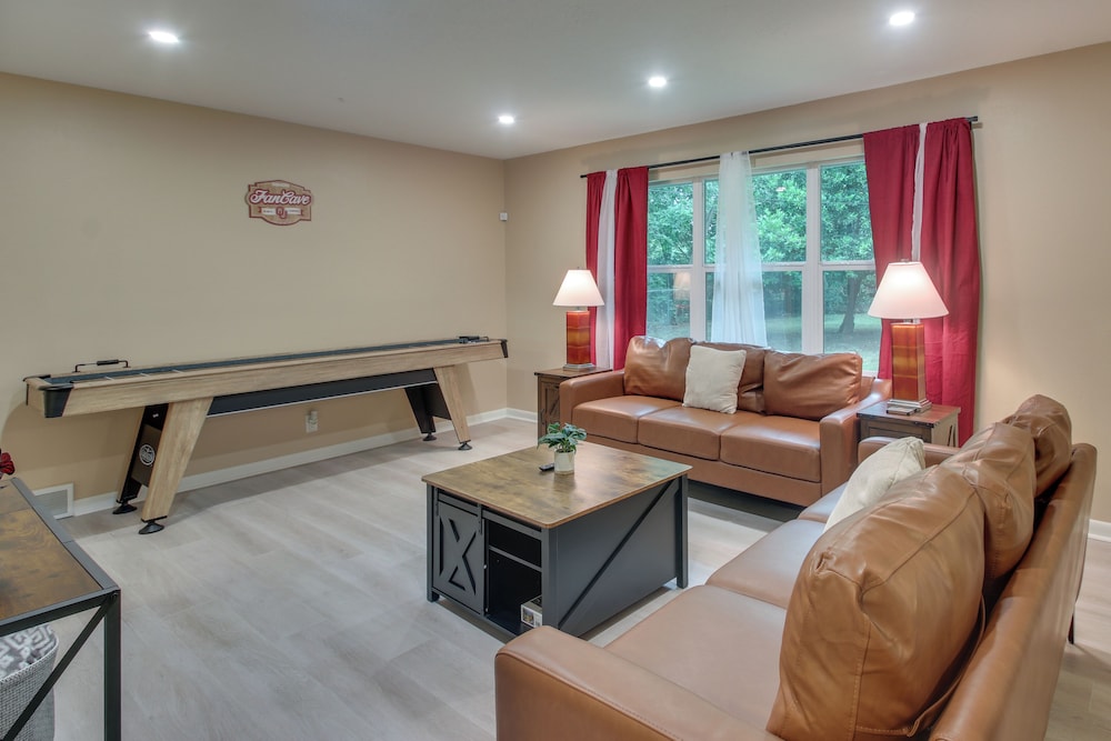 Ou Home Base! 1/2 Mi To Oklahoma Memorial Stadium - Norman, OK