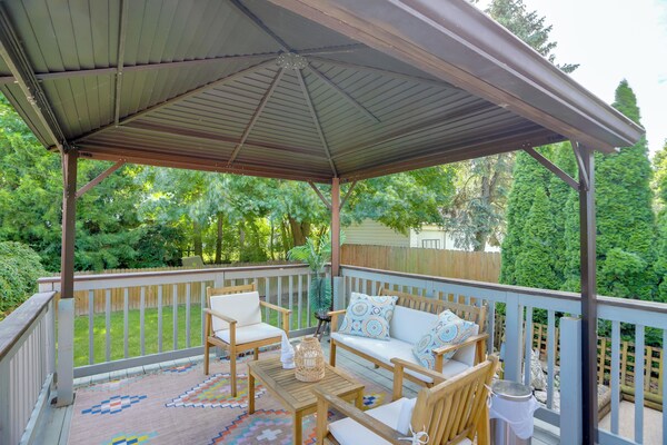 Steps To Lake Erie! Cedar Point Home Base W/ Deck - Sandusky, OH