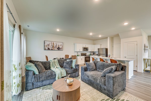 Screened Patio: Townhome 3 Mi To Dtwn Wilson! - Wilson, NC