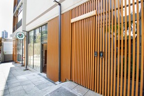 Apartamento conforto | Detalhe da fachada