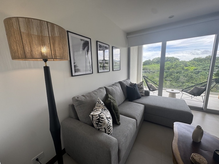 Charming 2-bedroom Condo With Ac, Fitness Room In Fantastic Jaco - Jaco