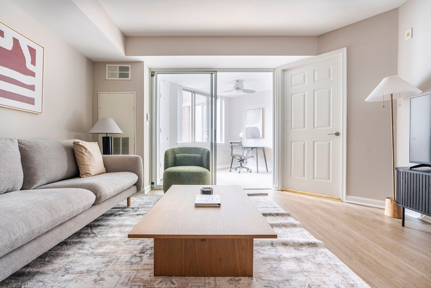 Blueground | Northwest Washington, Rooftop Pool, Nr National Gallery Of Art - Washington, DC