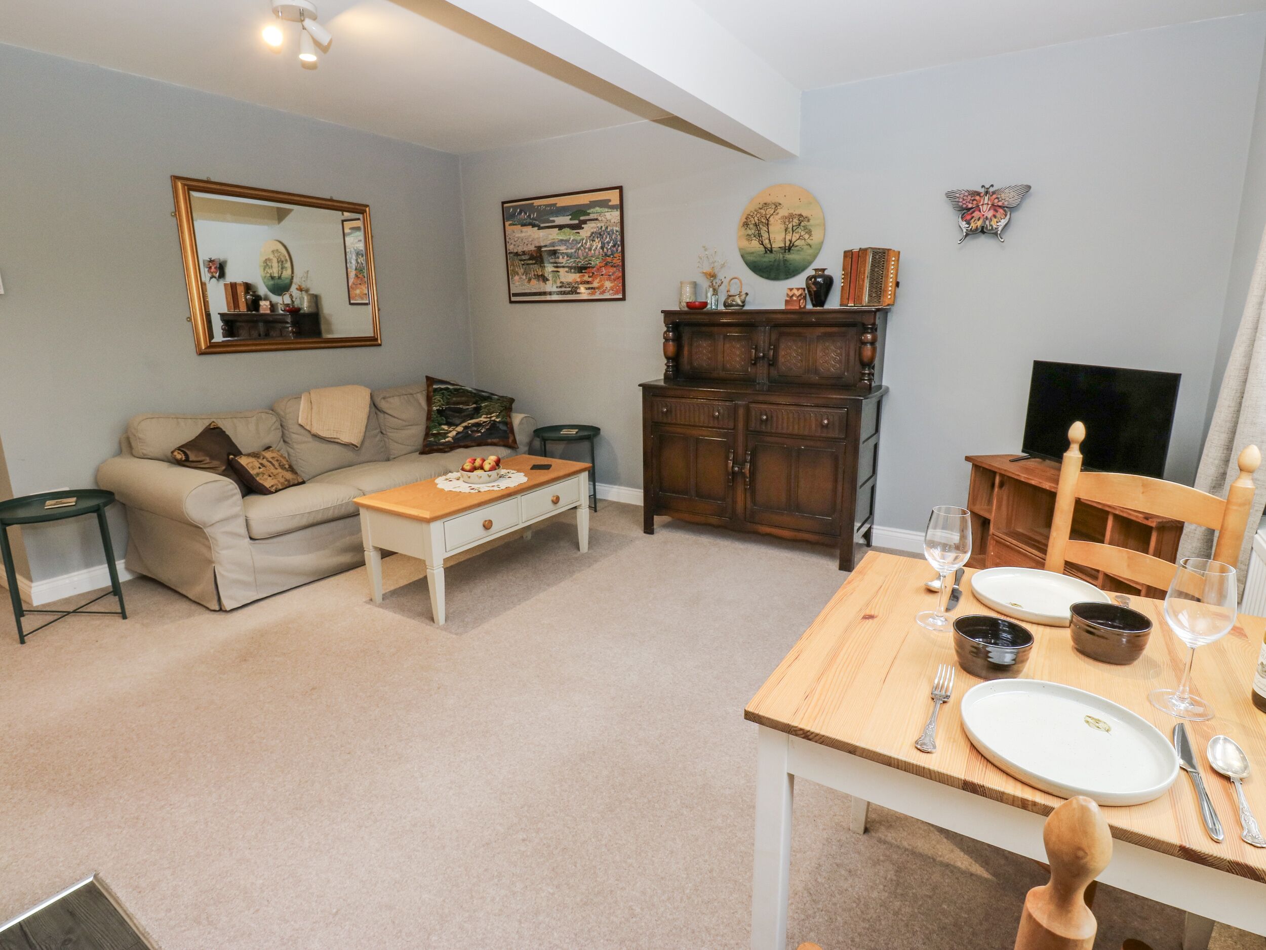 The Treetop, Romantic, With A Garden In Settle - Settle