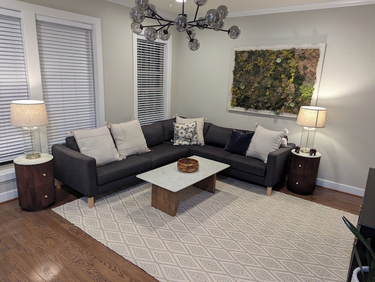 Stylish 4br/3ba Townhome In Crown Gaithersburg, Walk To Rio, Pool, & Restaurants - Germantown, MD