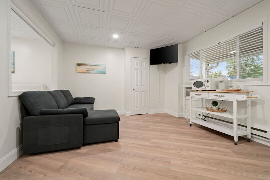 `Barefoot Haven`-new Jacuzzi Suite In Sylvan! - State of New York