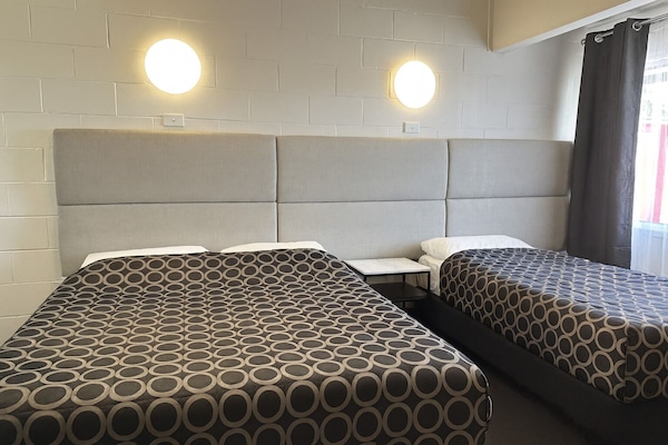 Quarto Triplo Clássico | Secretária, secretária adequada para computadores portáteis