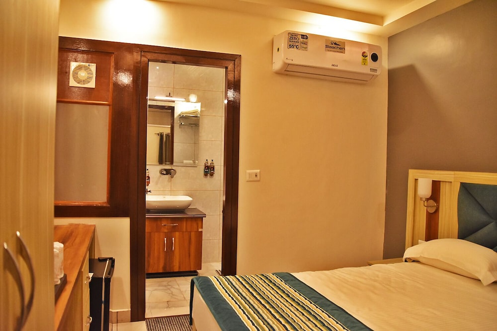 Hotel Us Tower - Devprayag