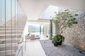 Villa Exclusiva, 5 quartos, varanda, vista para o mar | Sala de estar