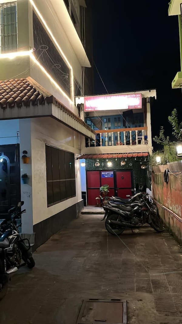 Hotel Cosy Home - Assam