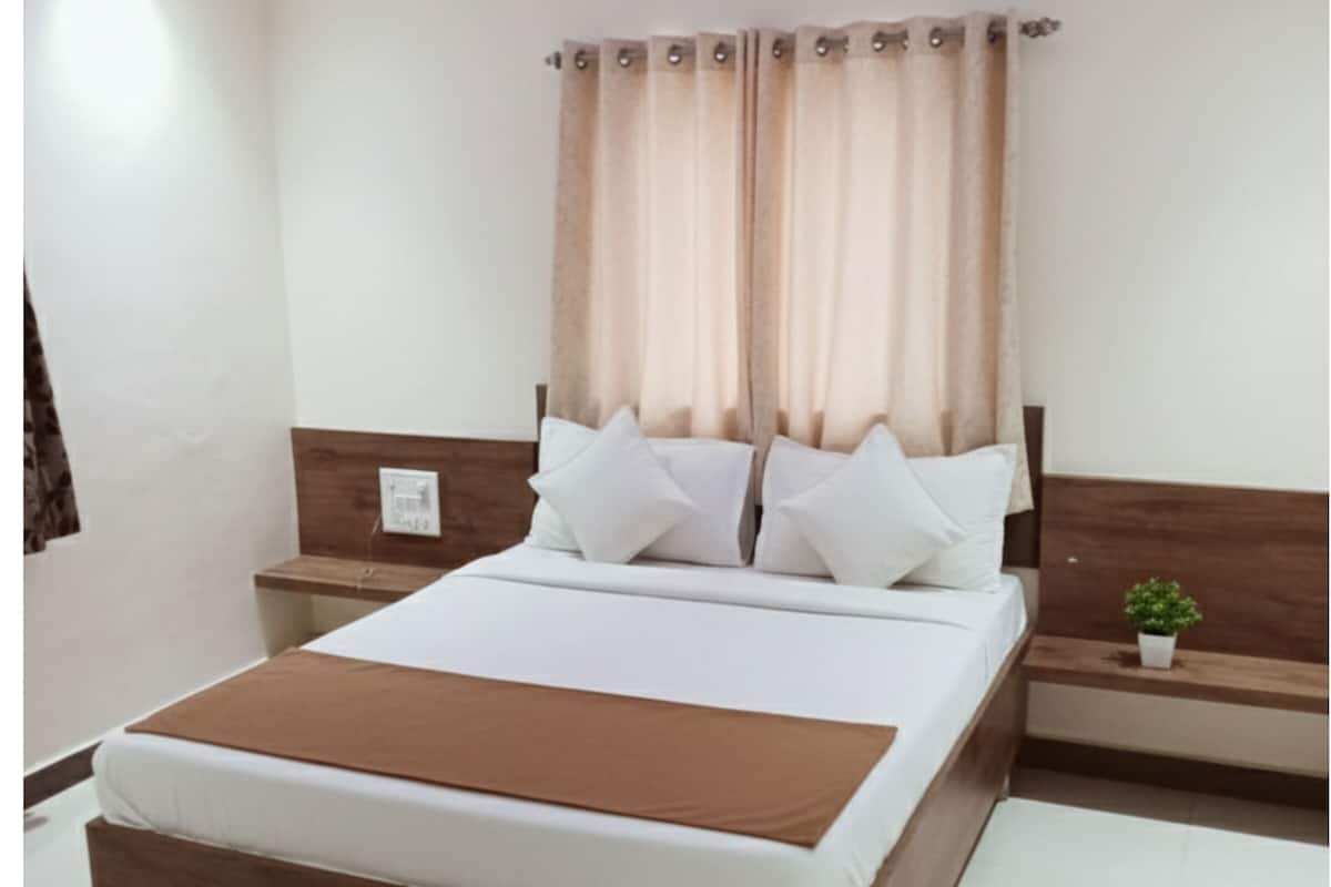 Quarto casal econômico | Wi-Fi de cortesia