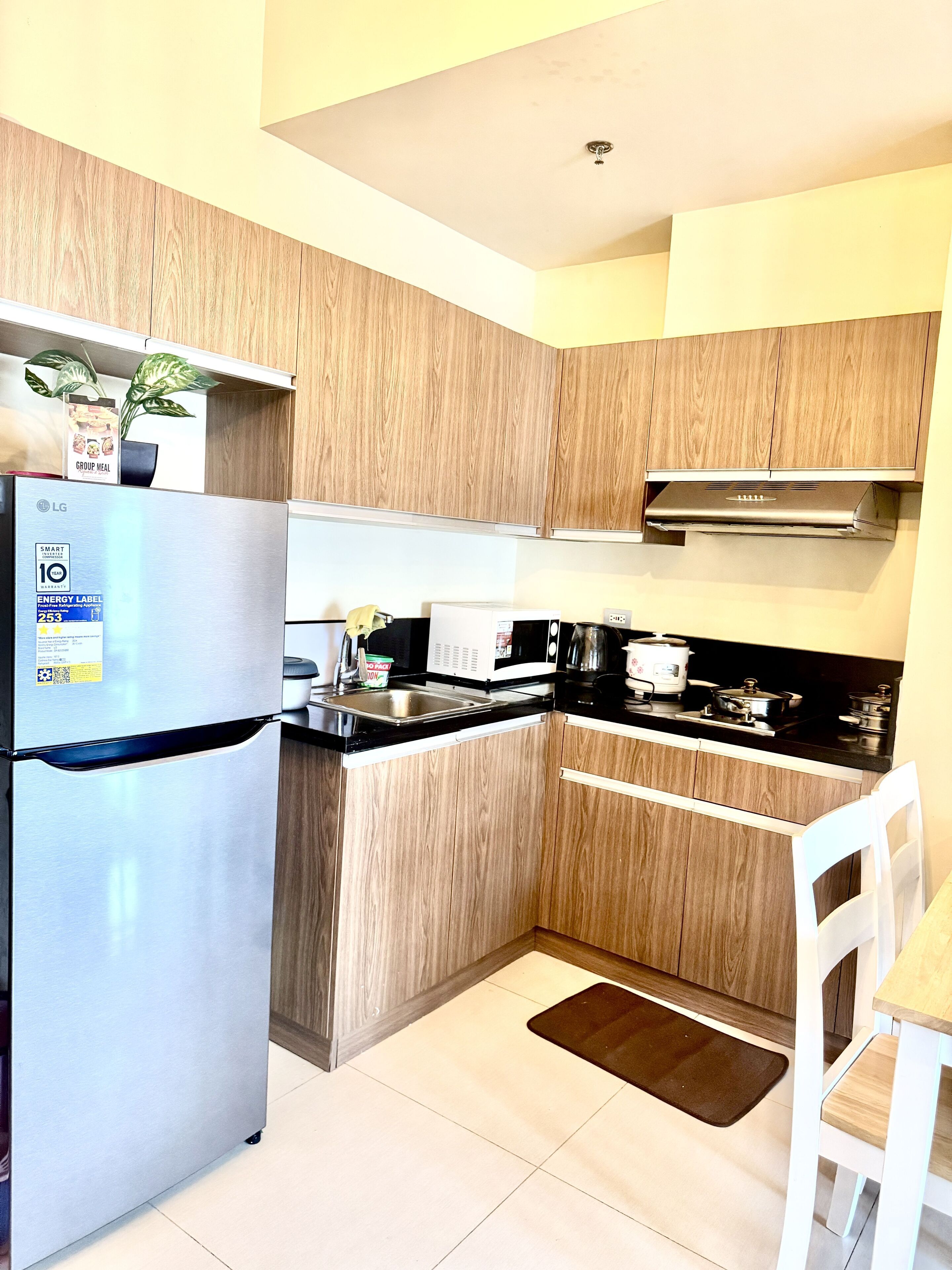Apartamento Signature em Condomínio Fechado, 1 quarto, não fumadores, cozinha | Cozinha privada | Um frigorífico, um micro-ondas, uma placa de cozinha 