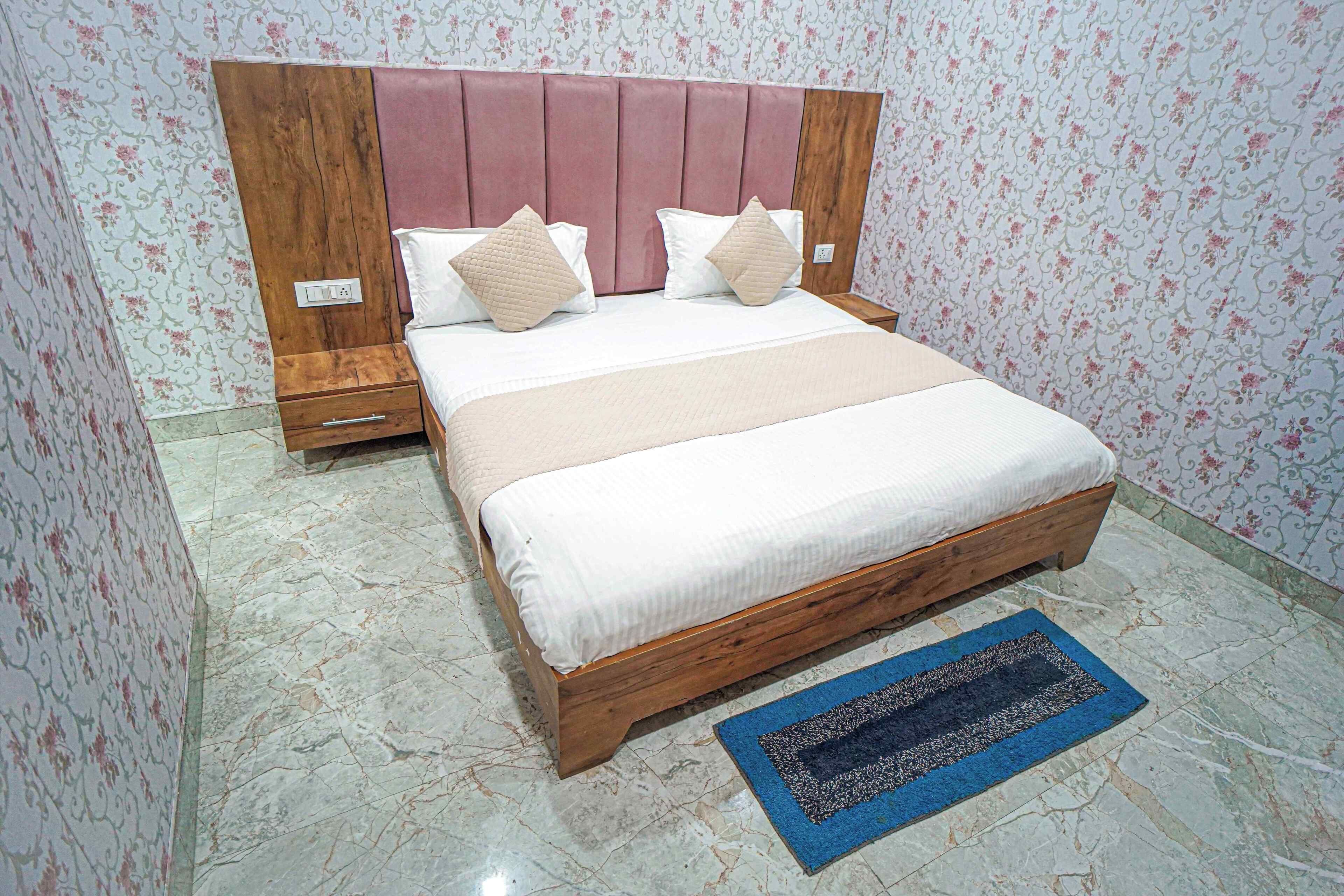 Quarto Duplo Básico | Secretária, secretária adequada para computadores portáteis 