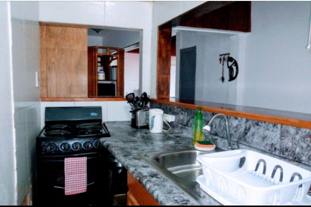 Cozy 3 Apartment  Penthouse In The Heart Of Ochi - Ocho Rios