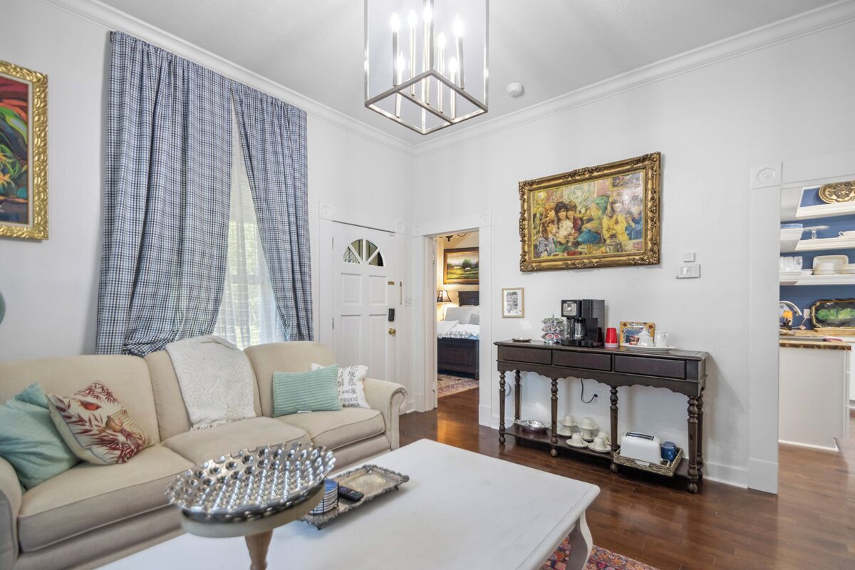 Tranquil Hillcrest Cottage Close To Most Attractions In Charming Little Rock - Little Rock, AR